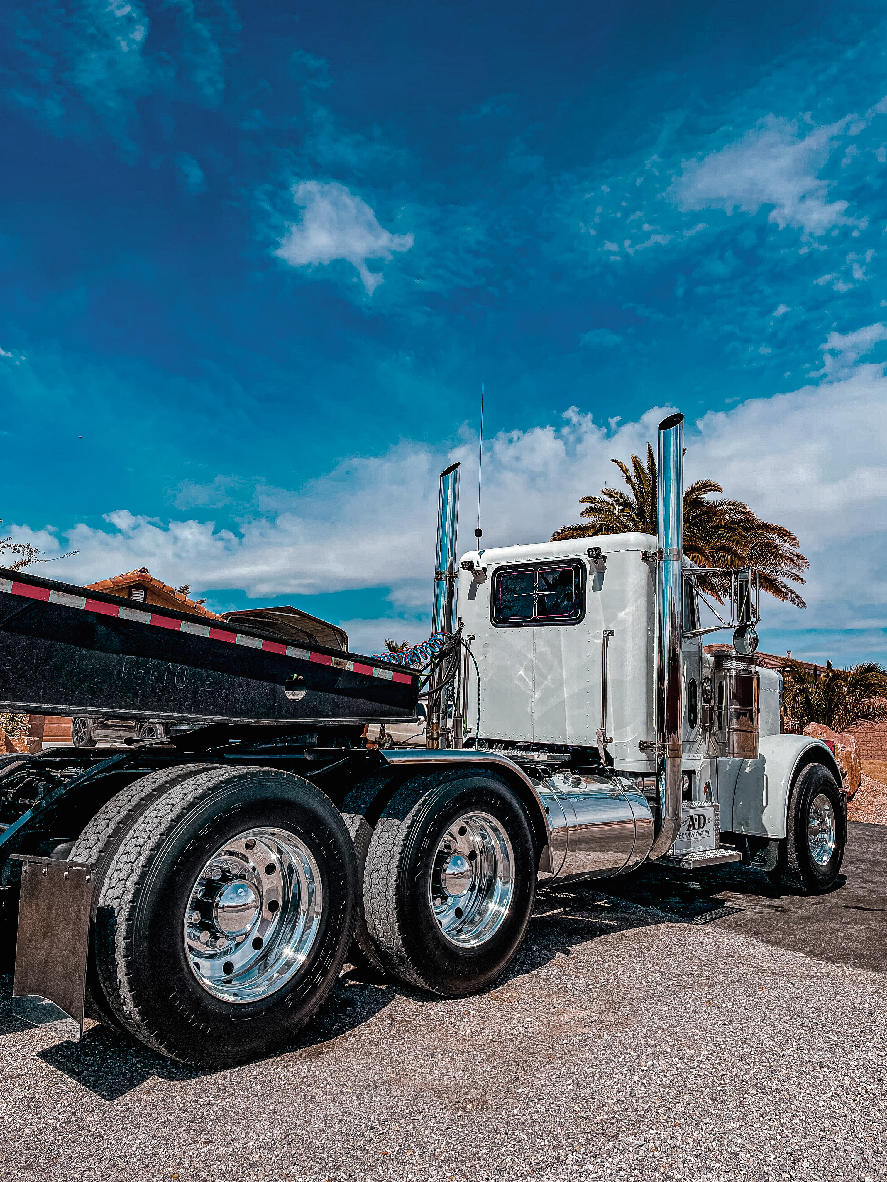 Holeshot Custom Detail – Mobile Detail Serving Las Vegas